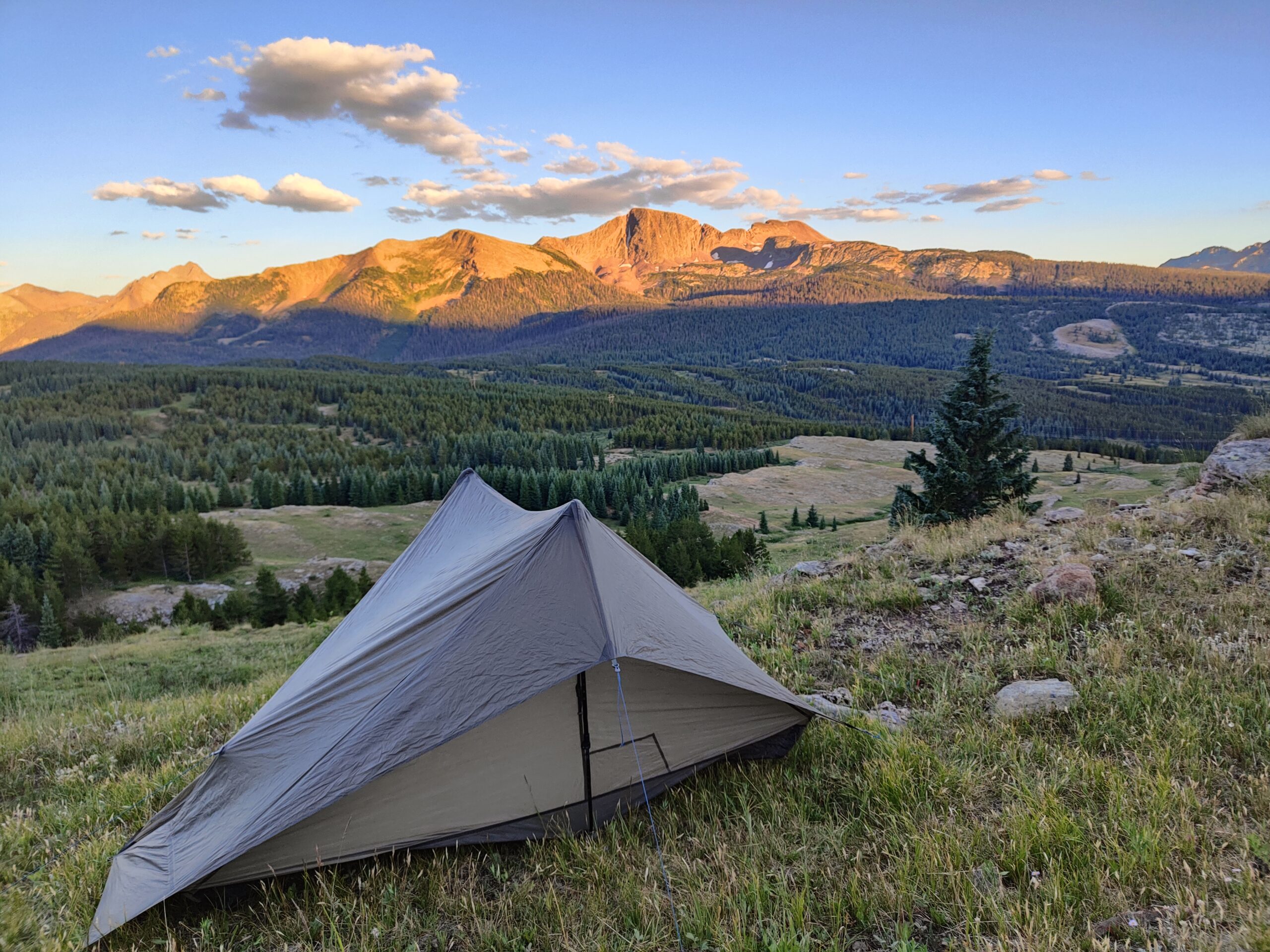 Comment entretenir sa tente de randonnée ? - Elinehiking